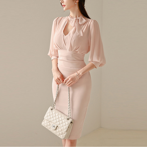 Light Pink Tight Midi Dress With Sleeves (Elegant)