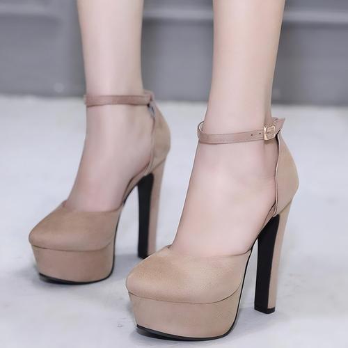 Isabella's Elegance Platform Beige Pumps