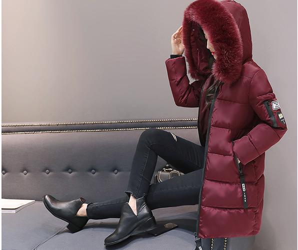 Red Women's Down Parka With Fur Hood (beautiful)