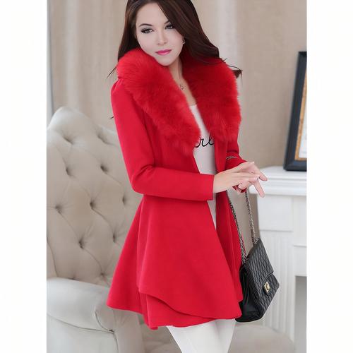 Clara's Chic Red Flare Coat With Fur Collar Coat