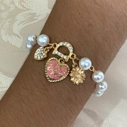 Gold Charm Bracelet With Pearls (Cute)