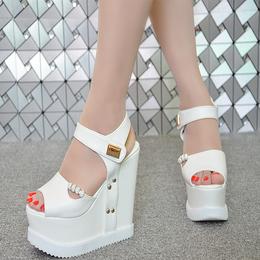 Full White Platform Wedge Sandals (Beautiful)
