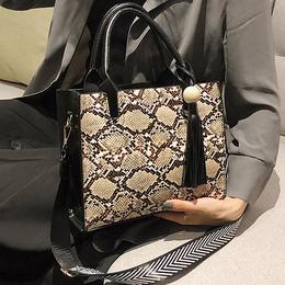 Python Snake Shoulder Purse (For Elegant Ladies)