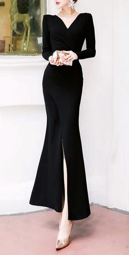 Black Maxi Dress With Long Sleeves (Stunning)