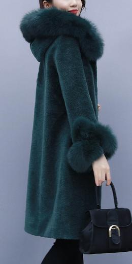 Dark Green Long Winter Coat (Beautiful)