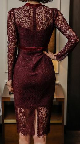 Red Wine Lace Tight Midi Dress (Elegant)