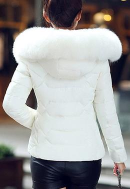 Women's White Parka Coat With Fur Hood (Beautiful)