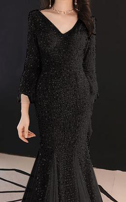 Black Fishtail Dress With Sleeves (Stunning)